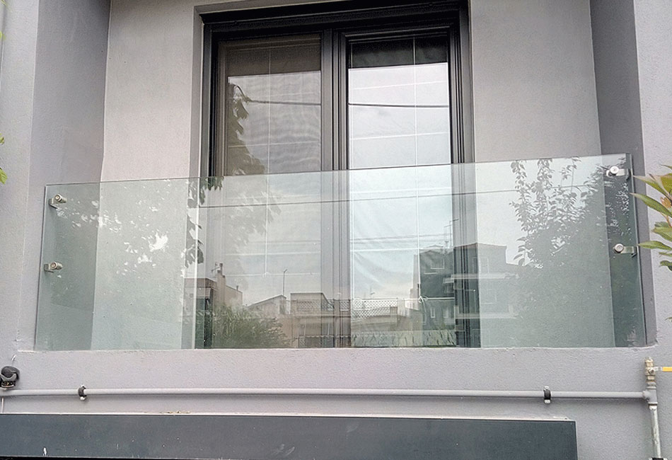 Γυάλινα μπαλκόνια - Λιαδάκης GlassTech